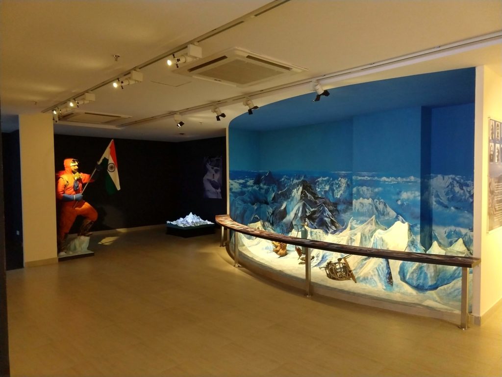 Triptych Consultancy® – Present your past to the future